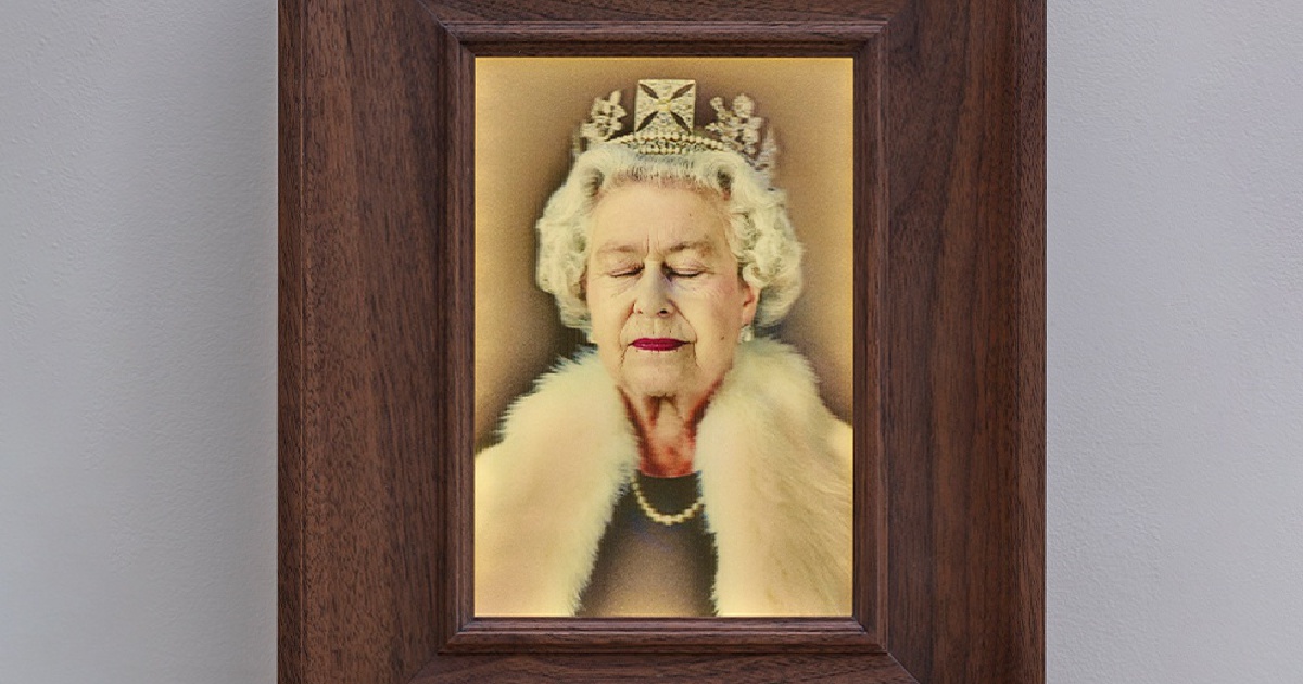 Special Edition Lightbox | Chris Levine